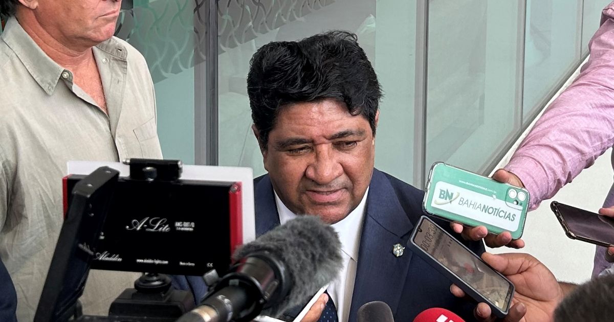 Presidente da CBF, Ednaldo Rodrigues é homenageado pela Fifa durante a ...