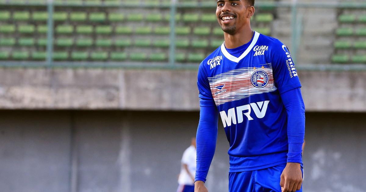 Santos anuncia contratação de lateral Hayner, ex-Bahia - Bahia Notícias