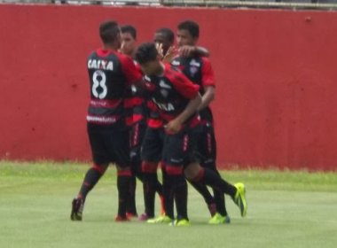 Rafaelson marca dois e Vitória avança às quartas da Copa São Paulo ...