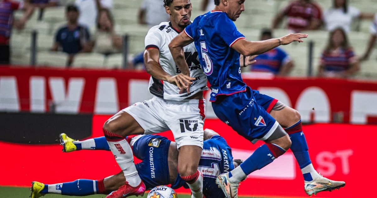 Fabri sofre lesão contra o Fortaleza e vira preocupação no Vitória ...