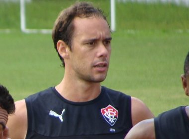 Rodrigo Defendi rescinde contrato com o Vitória para atuar no futebol ...