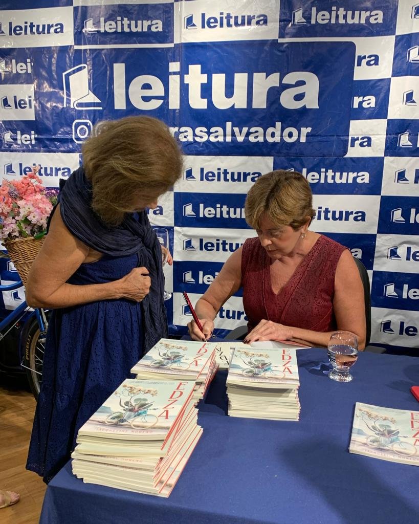 Livro que conta a história de Edza Brasil é lançado em Salvador ...