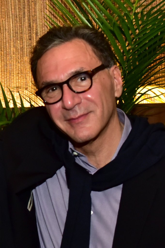 Fasano Salvador realiza lançamento do livro sobre 120 anos do ...