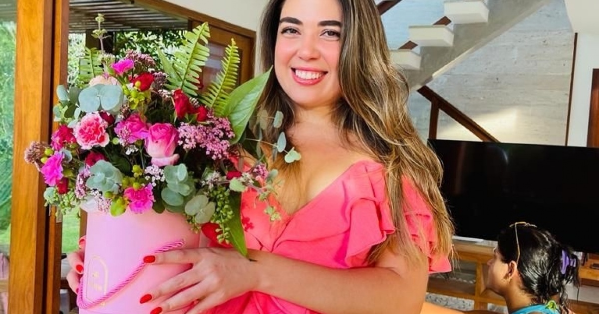 30 anos: Isadora Torres comemora aniversário em Praia do Forte, na Bahia - Bahia Notícias