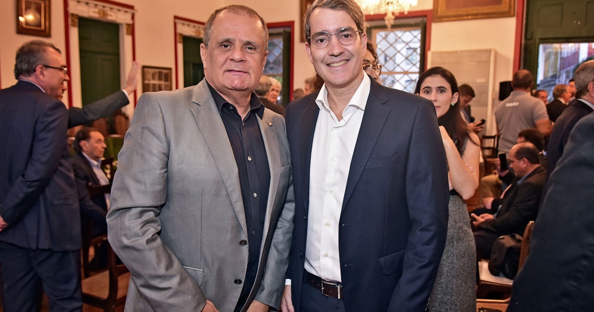 Confira quem esteve na cerimônia em homenagem em memória de Norberto ...