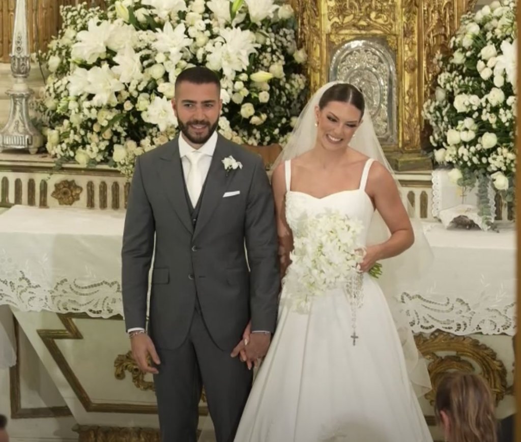 Rafa Marques e Pati Guerra se casam em cerimônia na Igreja da Vitória ...