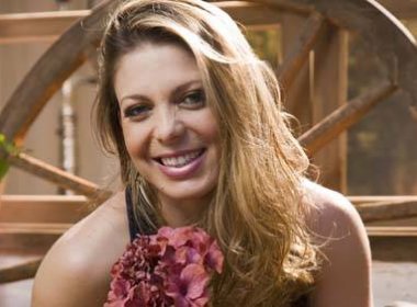 Sheila Mello completa 34 anos nesta segunda - Bahia Notícias