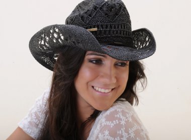 Rafaela Tenorio lança seu primeiro CD neste domingo - Bahia Notícias