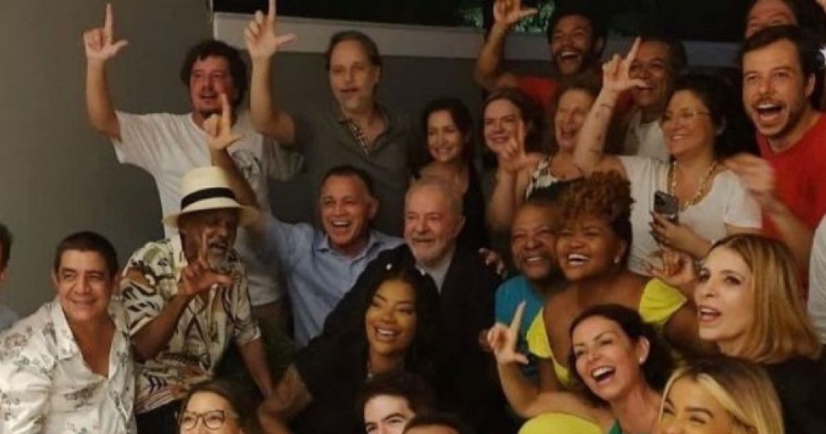 Organização da festa da posse de Lula pergunta se os artistas topam ...