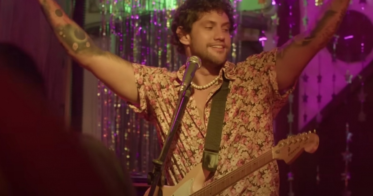 Jammil lança clipe, internautas apontam semelhança com single de Rachel ...