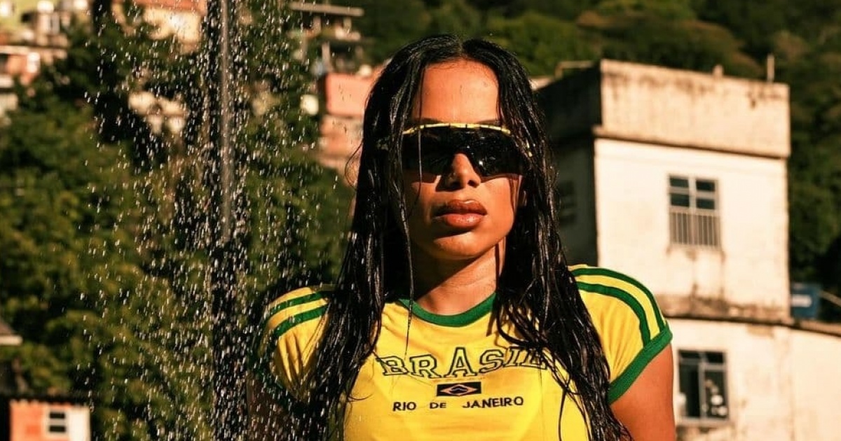 Anitta é confirmada como atração de primeiro jogo da NFL no Brasil ...