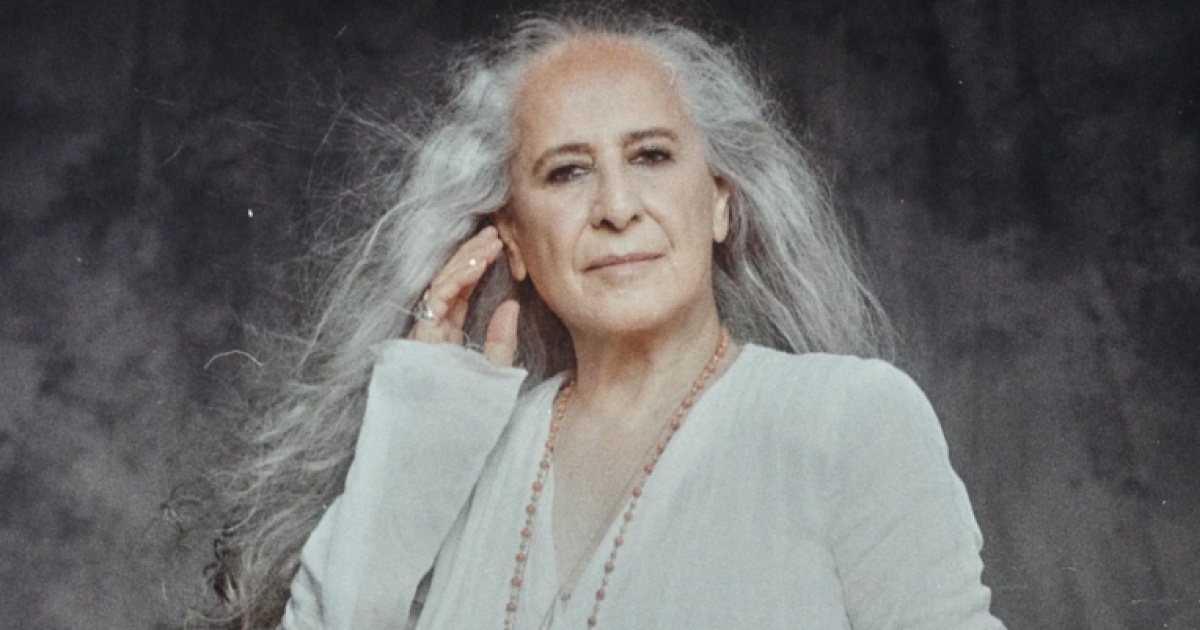 Maria Bethânia ganha destaque em ponto turístico de Nova York pela ...