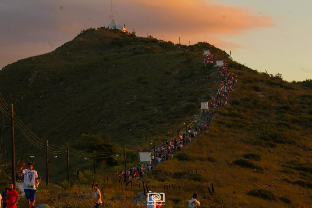 Monte Santo: Tradicional subida ao Alto Santuário da Santa Cruz volta a ...