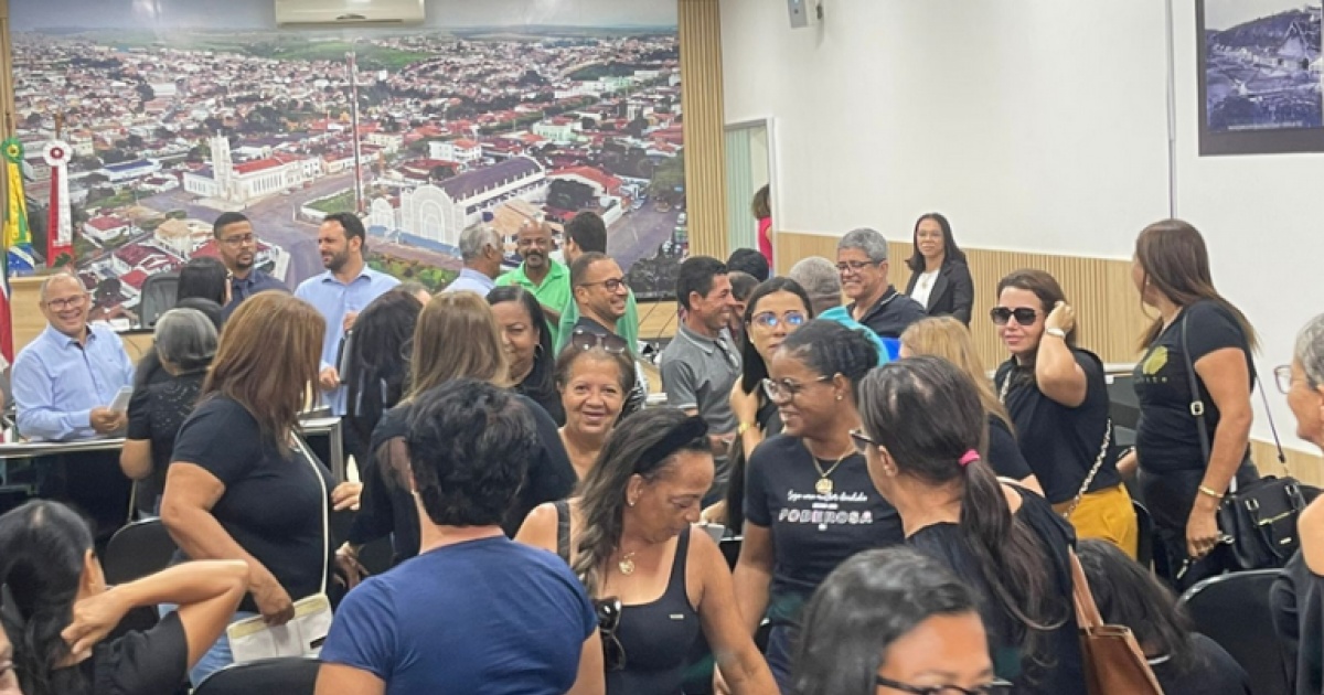 Prefeitura de Jaguaquara apresenta projeto de reajuste, mas professores ...