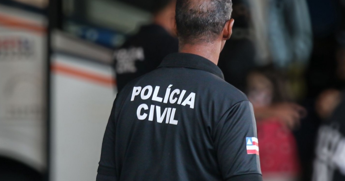 Polícia apreende drogas e detém suspeita em ônibus de viagem no sul da ...
