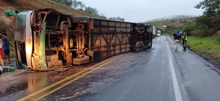 Acidente com ônibus em trecho de Irajuba deixa 1 pessoa morta e 11 ...