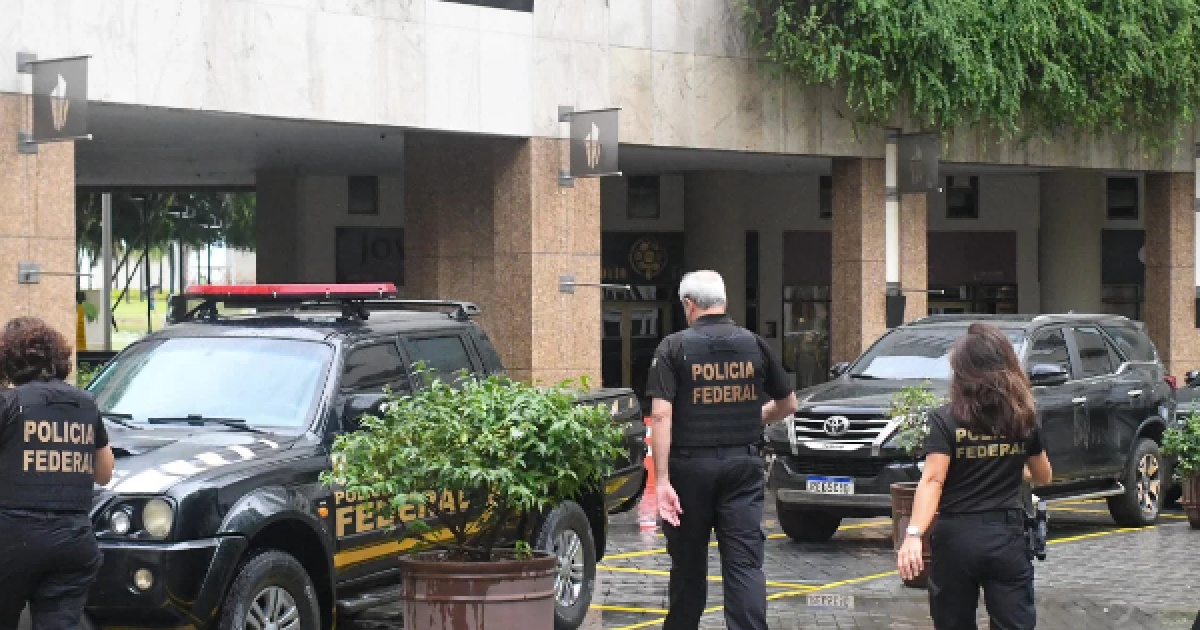 PF encontra na sede do PL documento com argumentos para decretação do ...