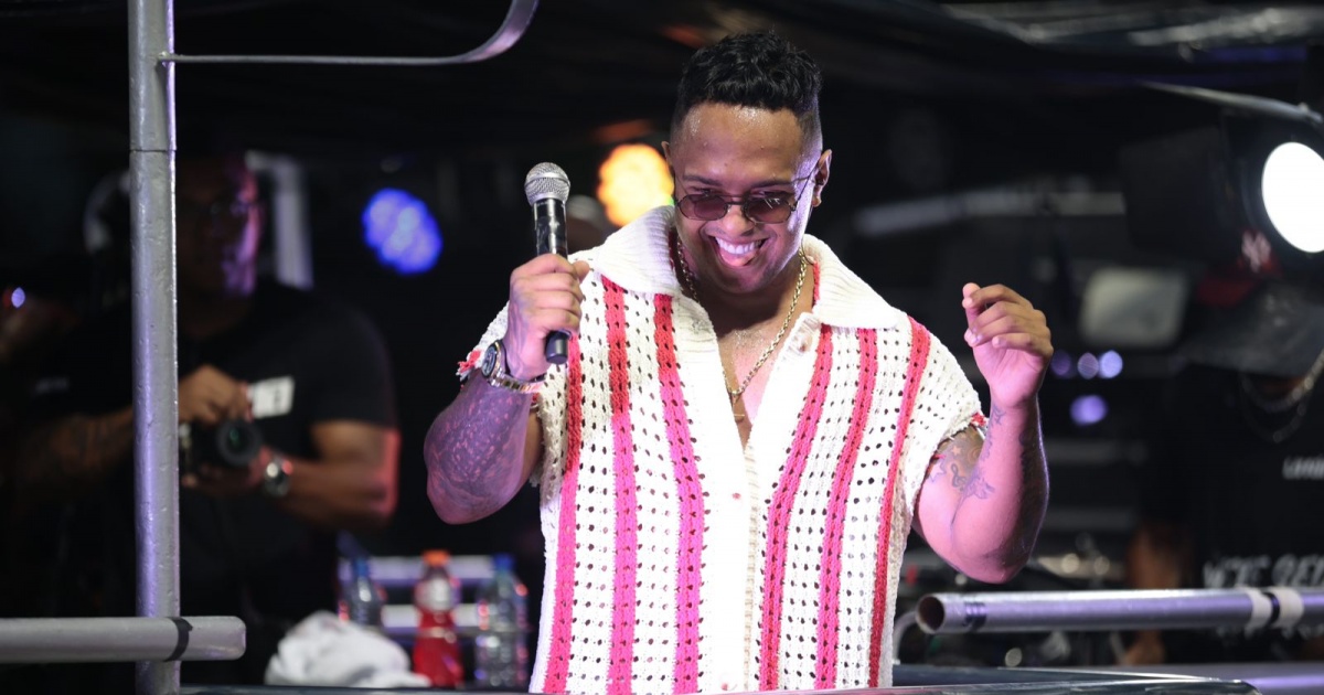 Calma, calabreso! La Fúria quebra tudo com foliões no Campo Grande ...