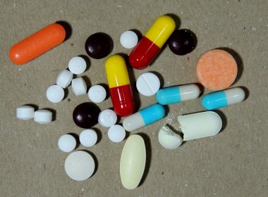 Anvisa publica alerta sobre medicamento Flogo-Rosa - Bahia Notícias