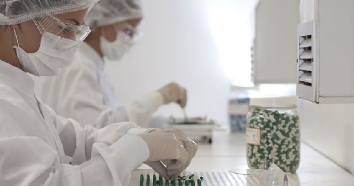 Setor de farmácias de manipulação aumenta em 56% os números de empregos ...